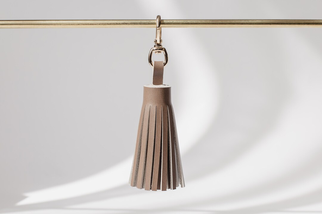 Italian Leather Tassel Keychain, Gold Hardware Hook, Zipper Charm ...
