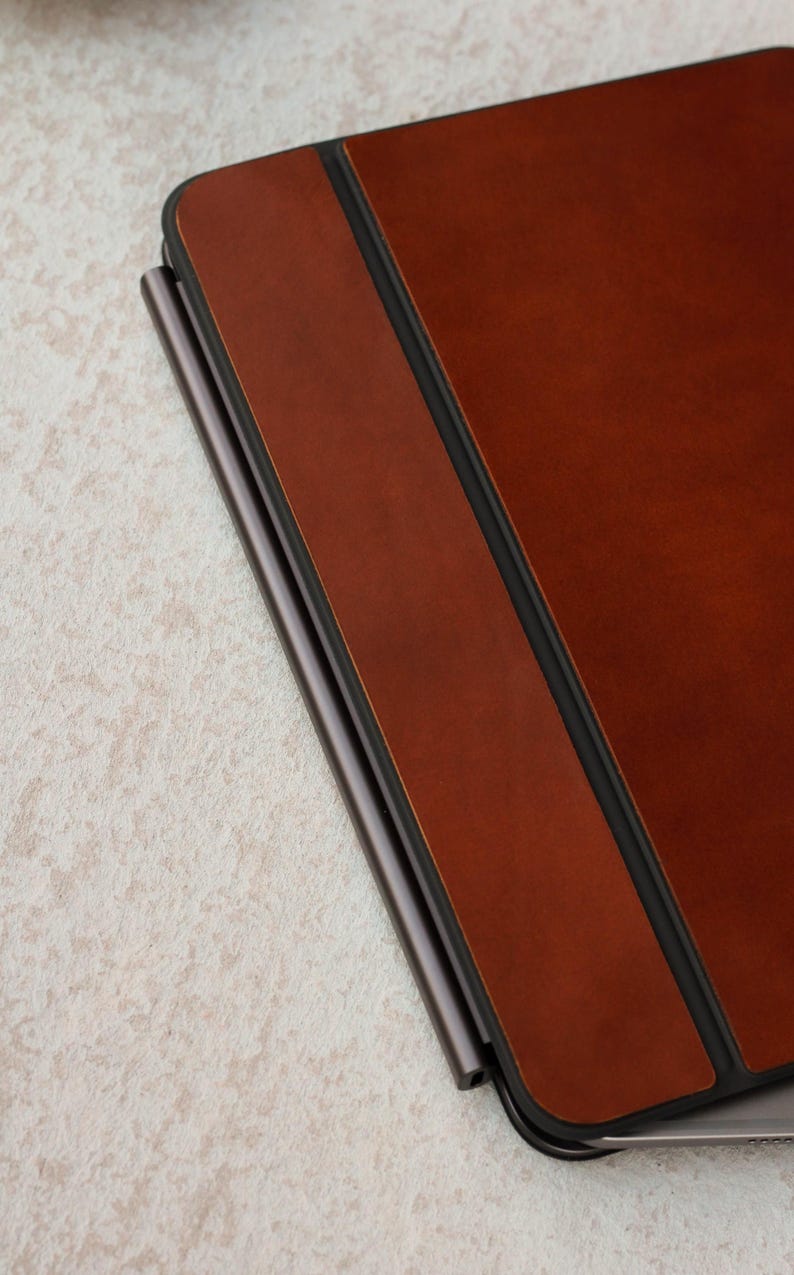 IPad Pro 13" M4 (2024) Magic Keyboard Italian Leather Skin ...