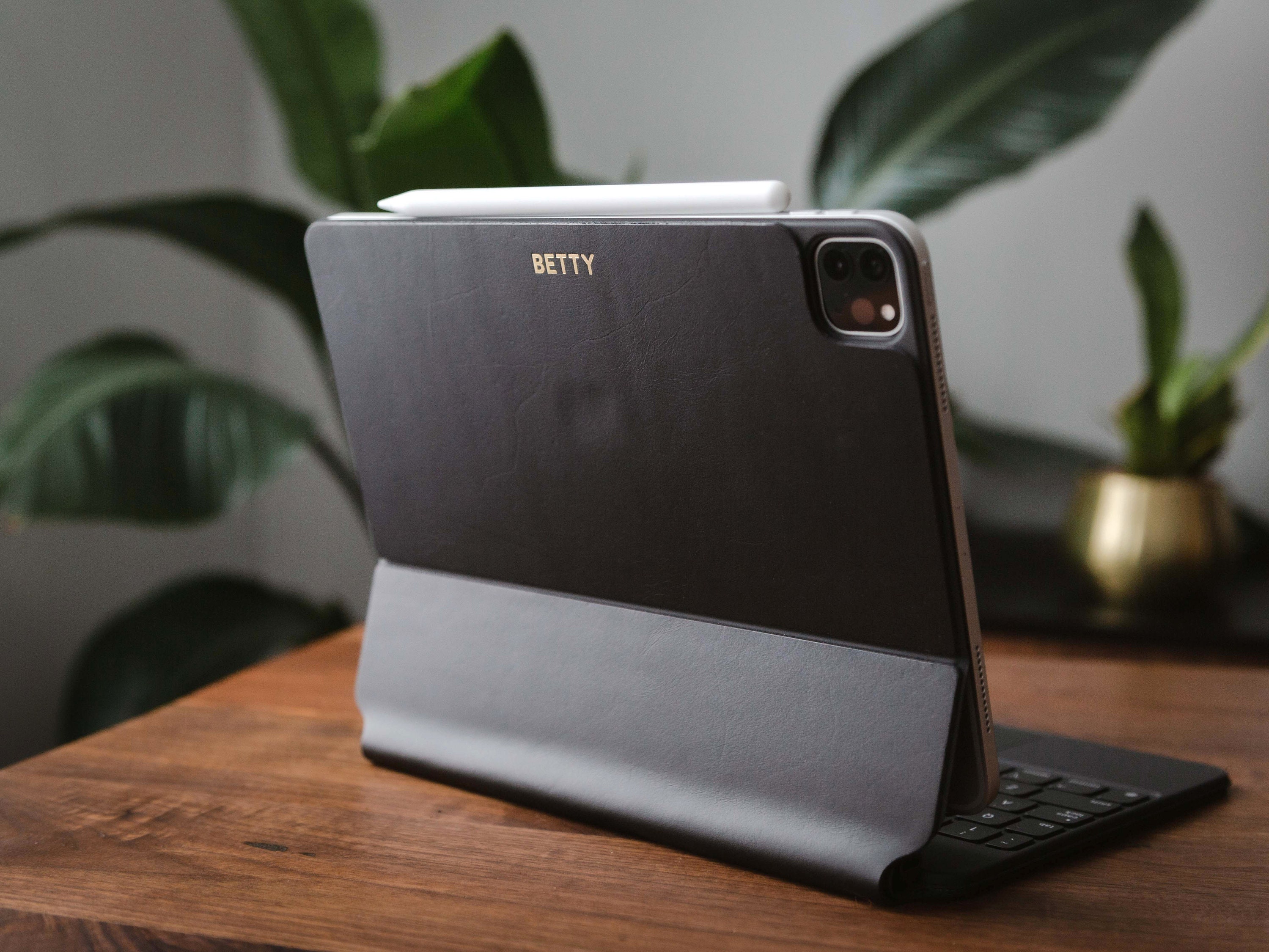 IPad Pro 11" Magic Keyboard Italian Leather Skin, Personalized ...