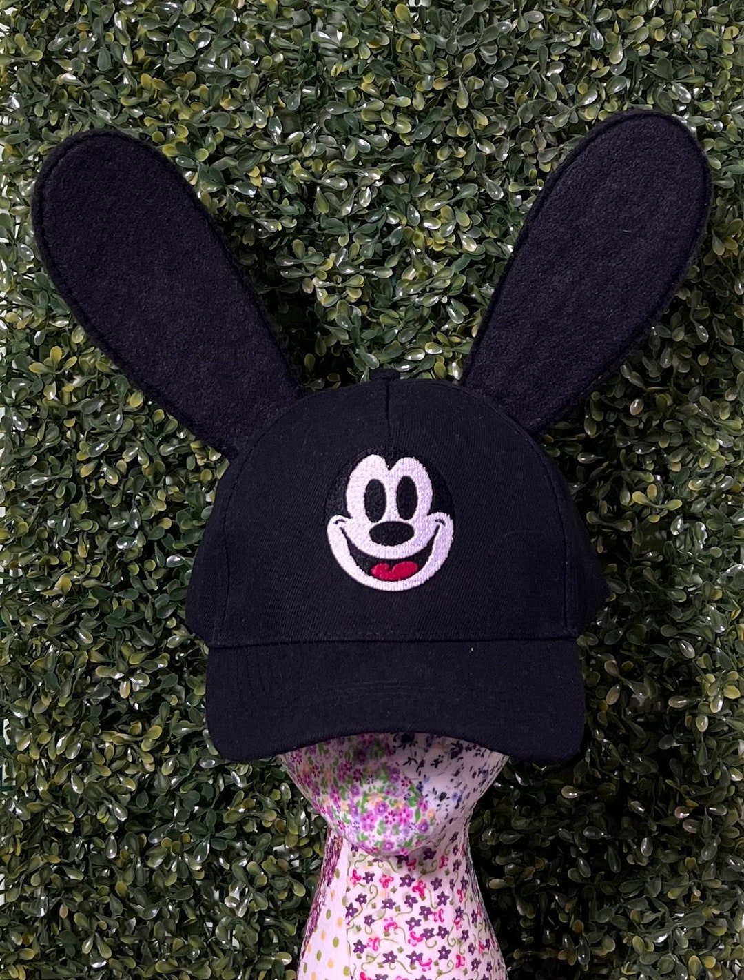 Black and White Oswald Rabbit Embroidery Baseball Cap - Etsy