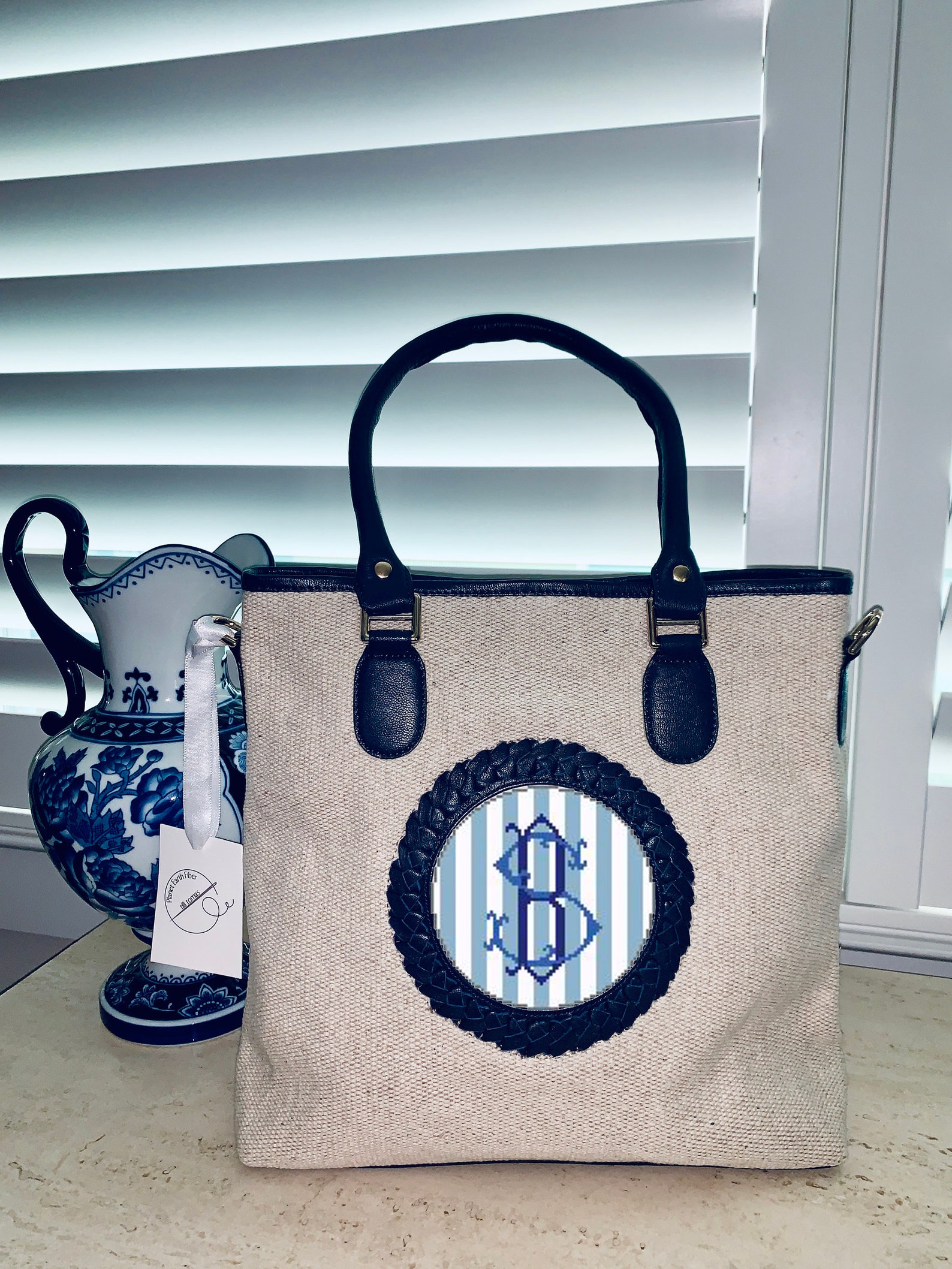 Custom Round Needlepoint Monogram | Round Classic Monograms Canvas ...