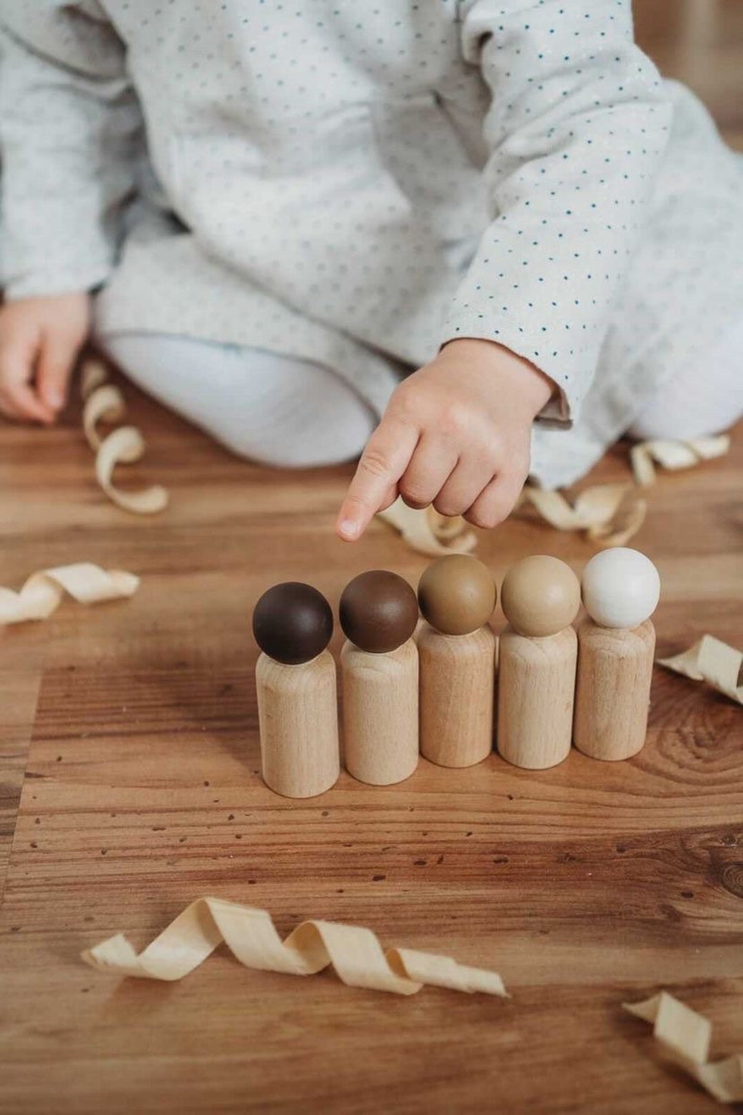 Multicultural Wooden Peg Doll Set | Montessori Toys, Peg Dolls ...