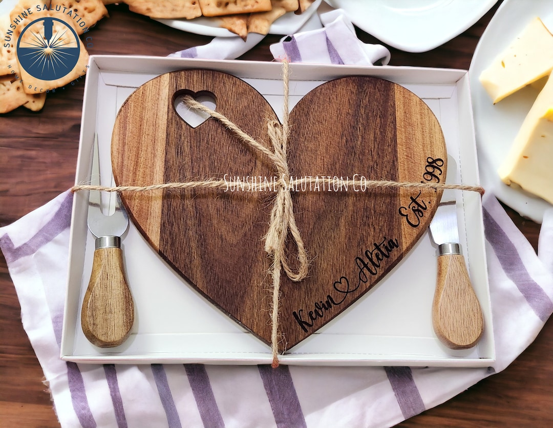 Personalized Heart-shaped Cheese Board Set - Etsy