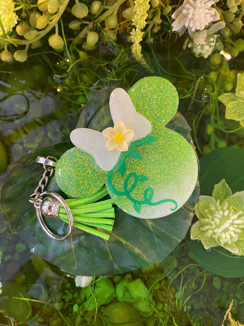 Tiana/princess and the Frog Inspired Popsocket/keychain/badge | Etsy