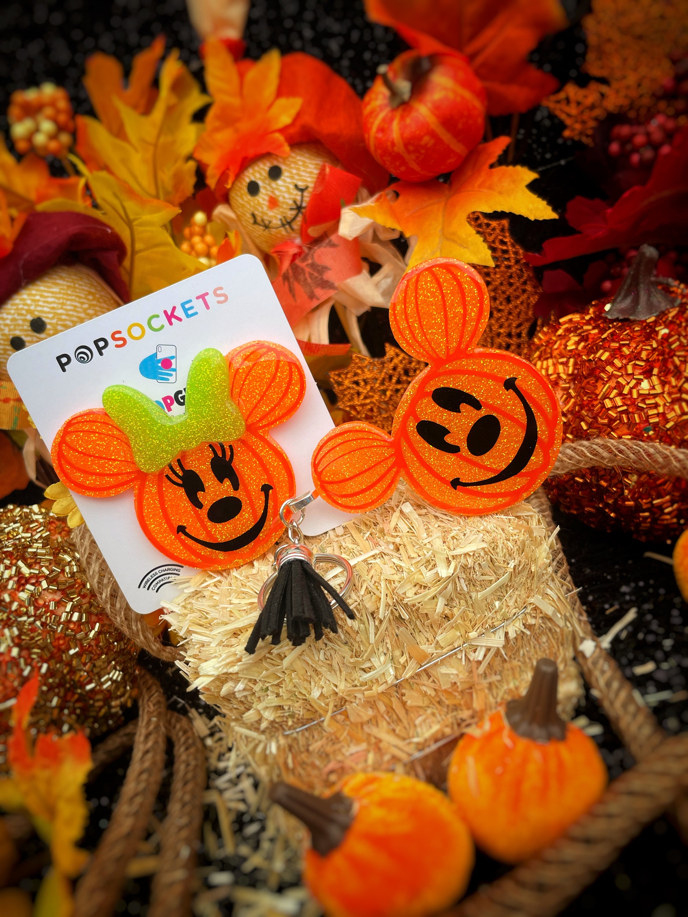 GLOW Mickey Pumpkin Inspired Popsocket®/keychain/badge - Etsy