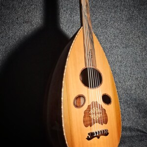 Arabic Professional Oud Zeryab 1 - Made by Zeryab Oud Instruments - Etsy