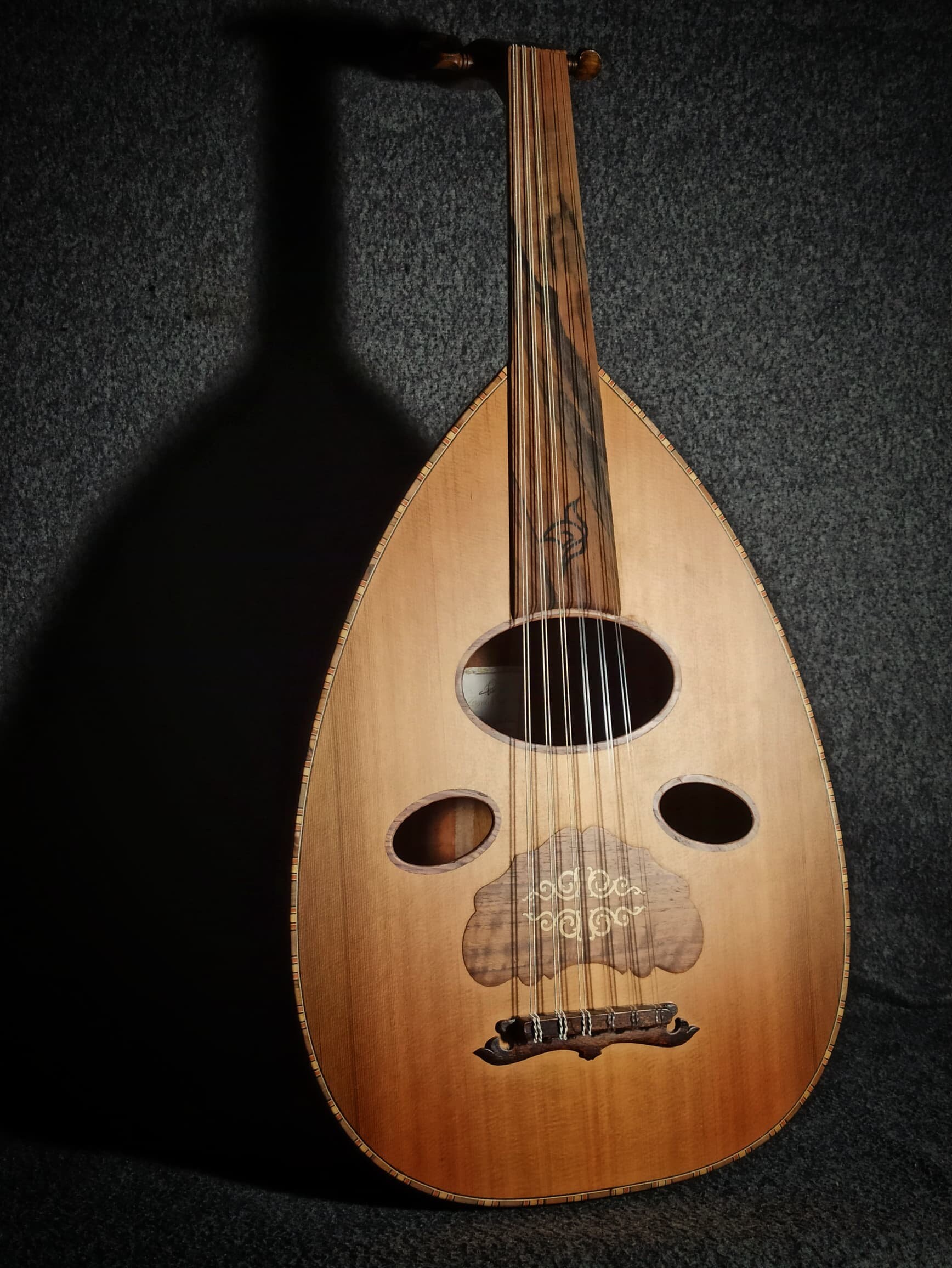Arabic Professional Oud Zeryab 1 - Made by Zeryab Oud Instruments - Etsy