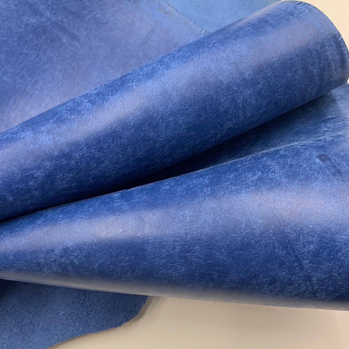 Blue Leather Royal Azure | Maya Pueblo Vegetable Tanned Sheets | Top ...