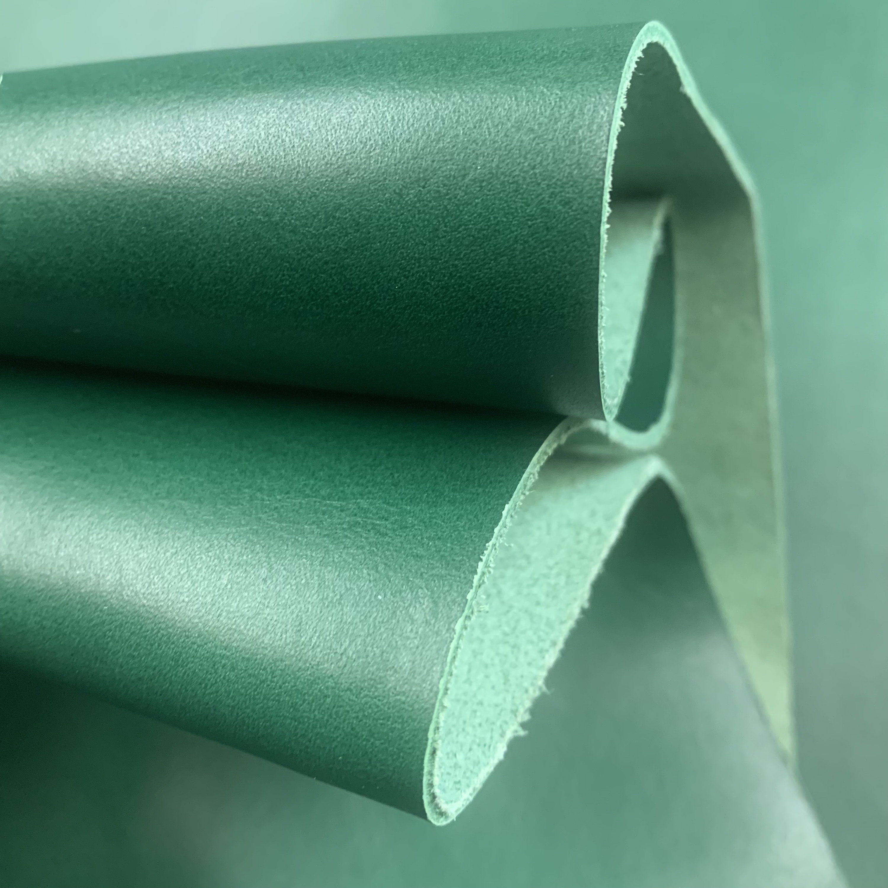 Green Leather |1.6 Mm 4 Oz | Vegetable Tanned | Italian | Medium Shine ...