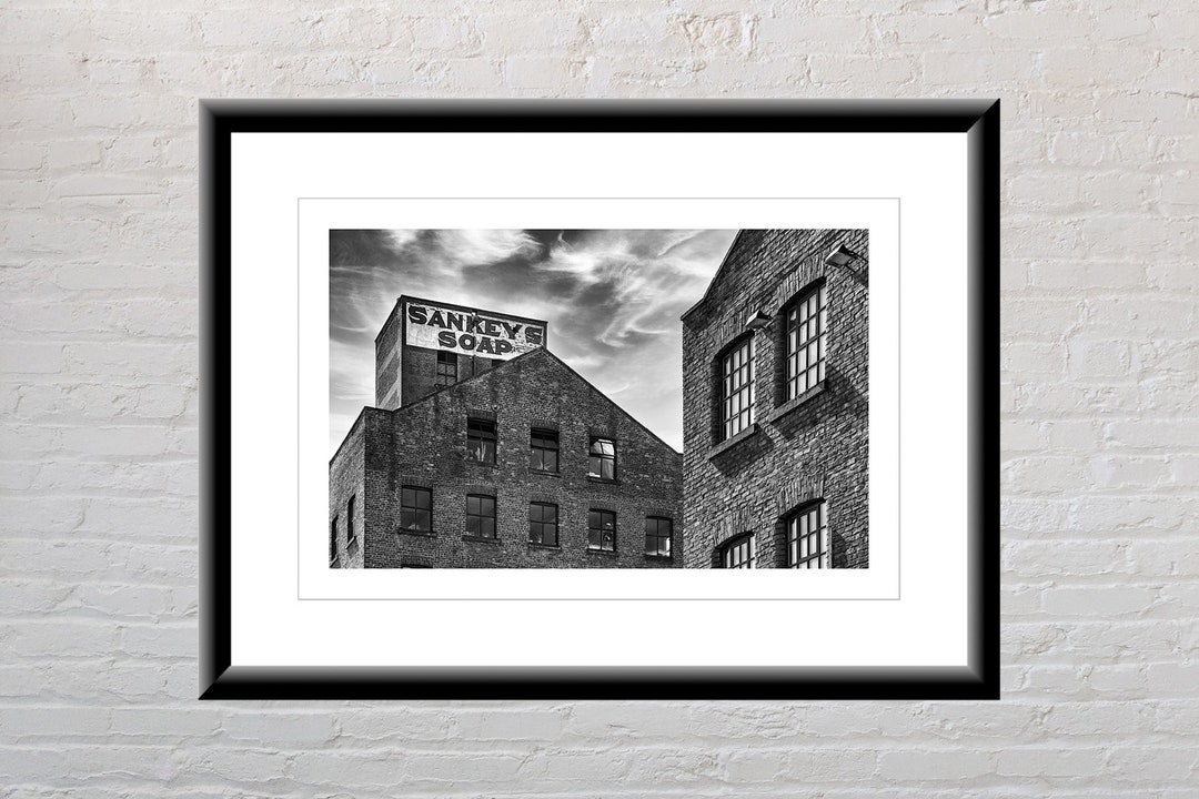 Sankeys Soap / Nightclub / Manchester / Black & White / Photo / Urban ...