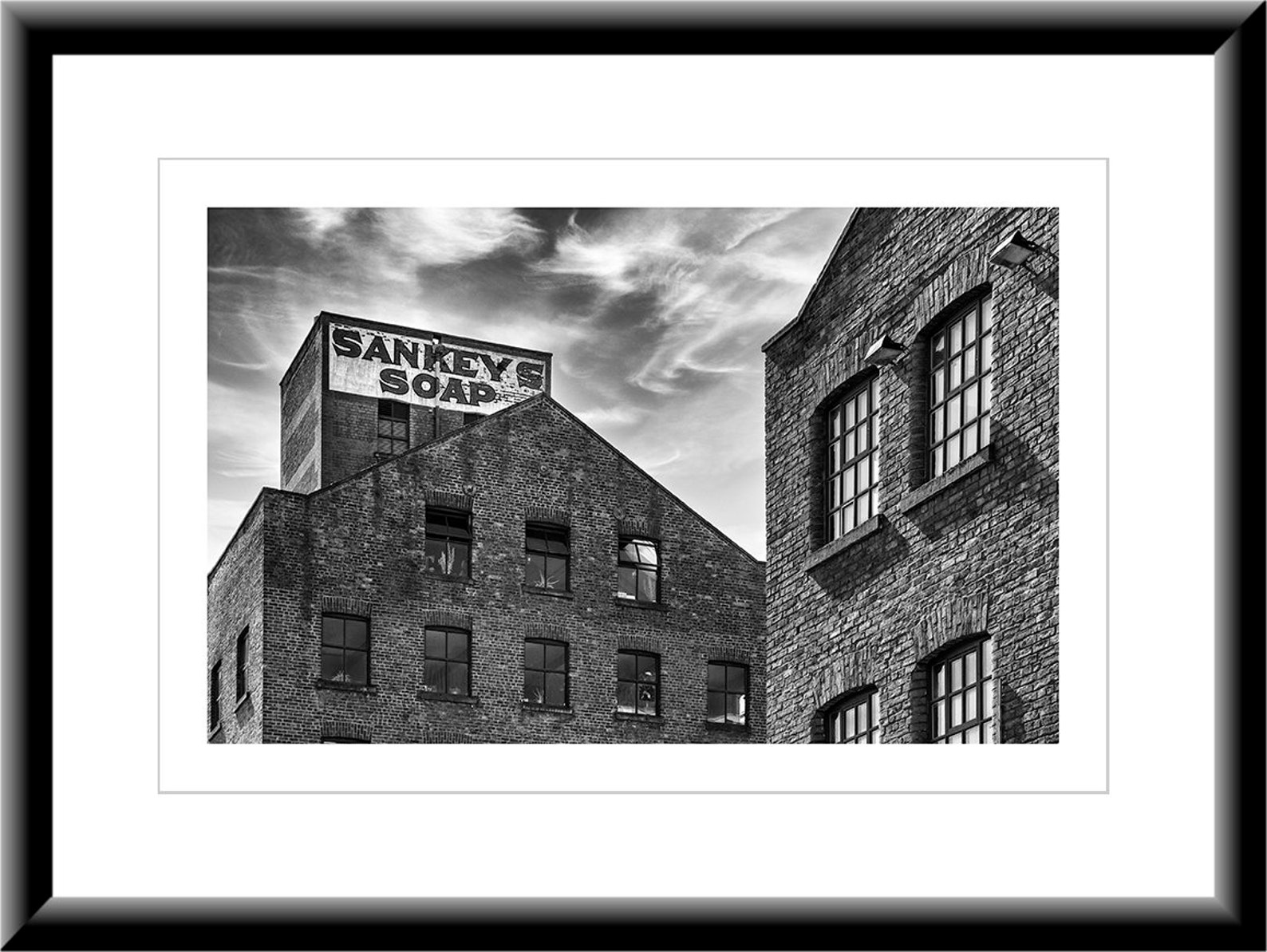 Sankeys Soap / Nightclub / Manchester / Black & White / Photo / Urban ...
