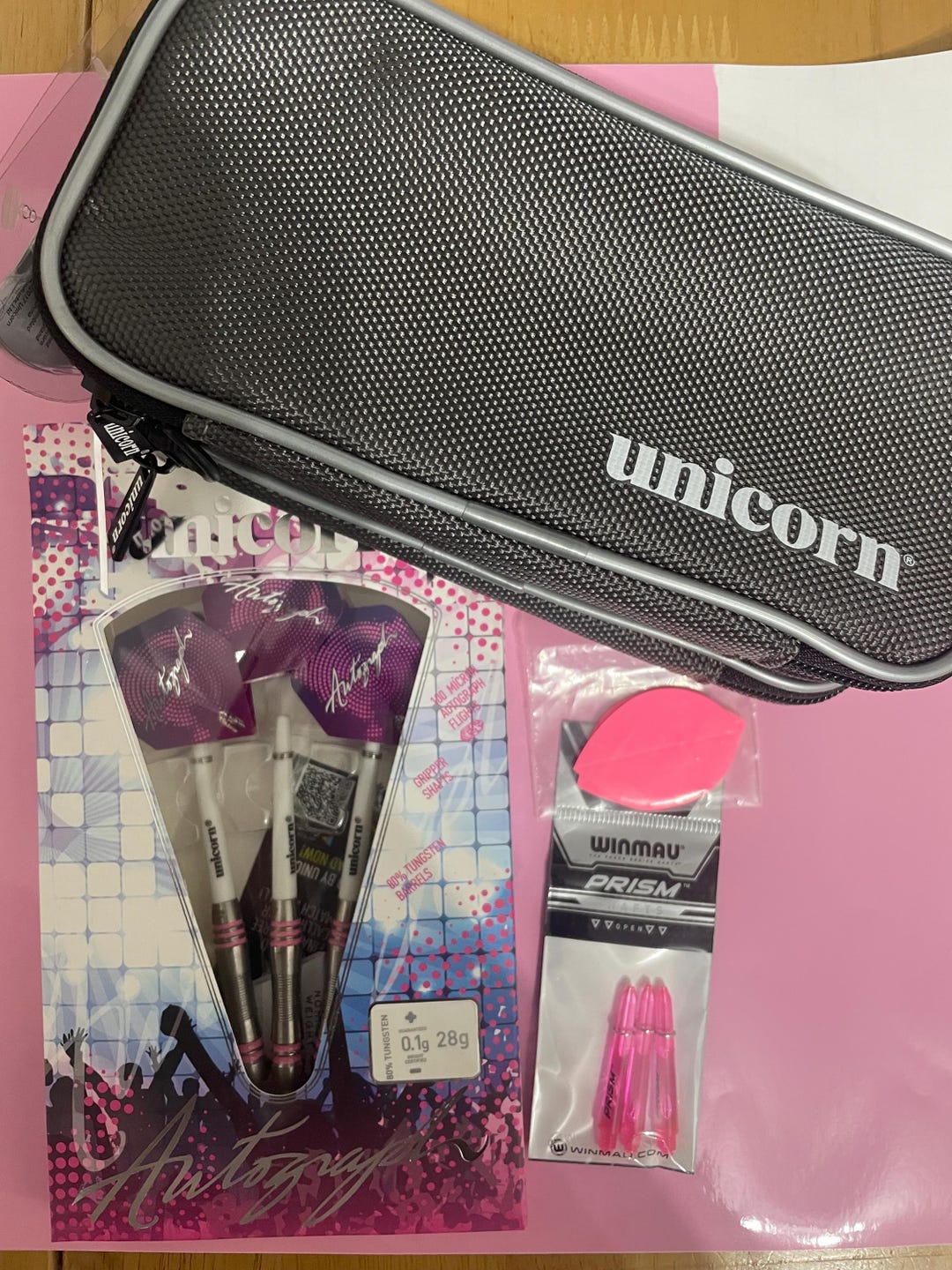 Personalised Darts Gift Set With Darts, Premium Dart Case. Stems and ...