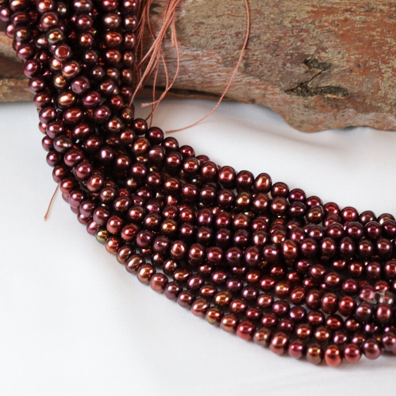 Perlas de patata / Perlas de color rojo oscuro / Perlas de bronce ...