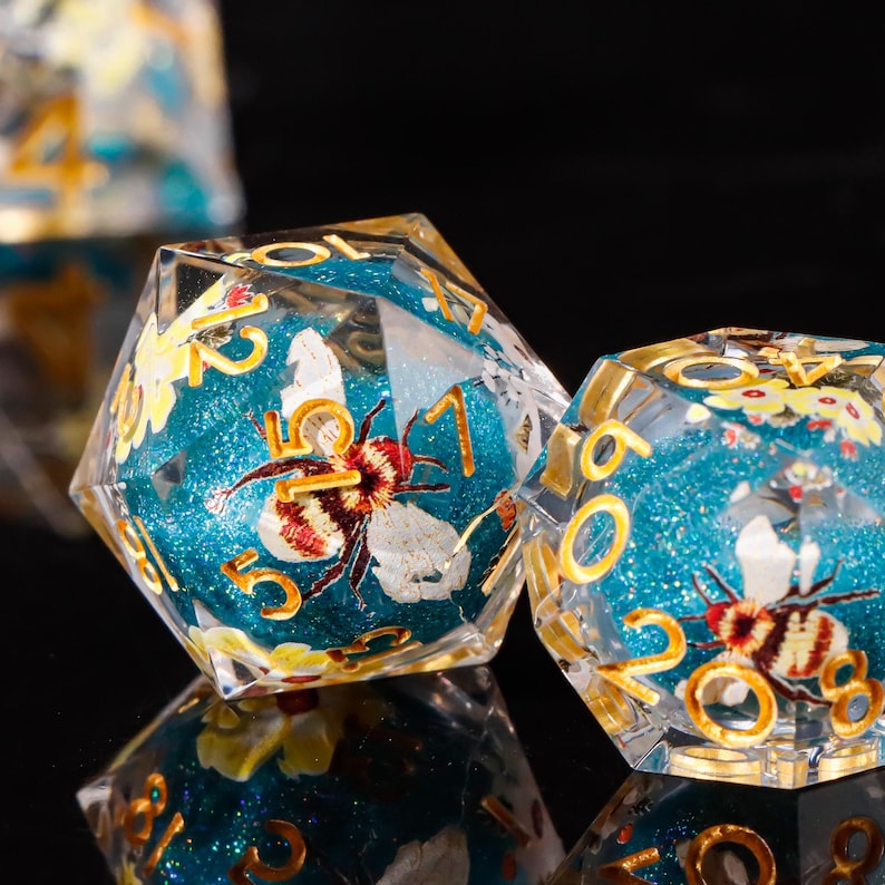 Bee Liquid Core Dice Set, D&D Resin Dice - Etsy