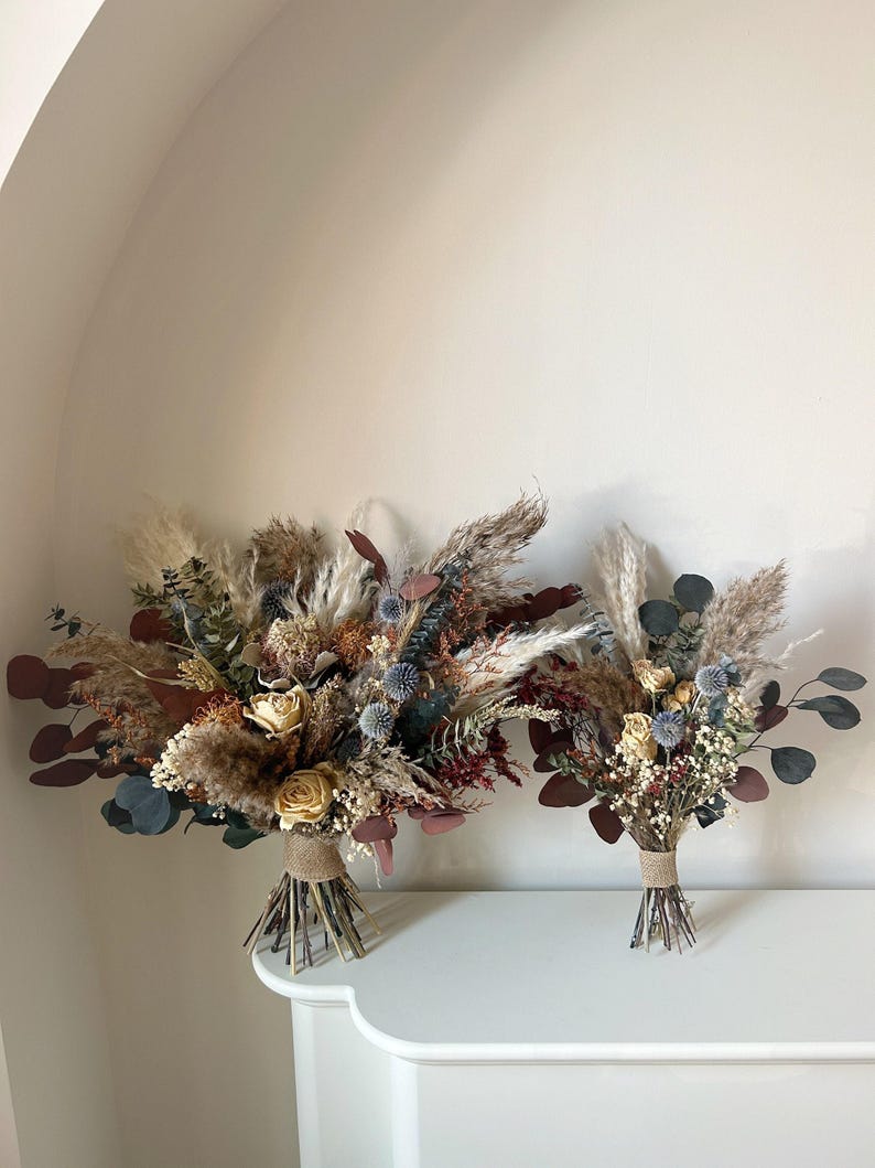 Bouquet de roses aux sables mouvants stabilisés, fleurs de mariage ...