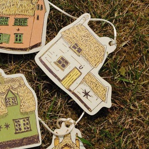 Illustrated Paper Garland - Thatched Cottage/ Home /house - Etsy