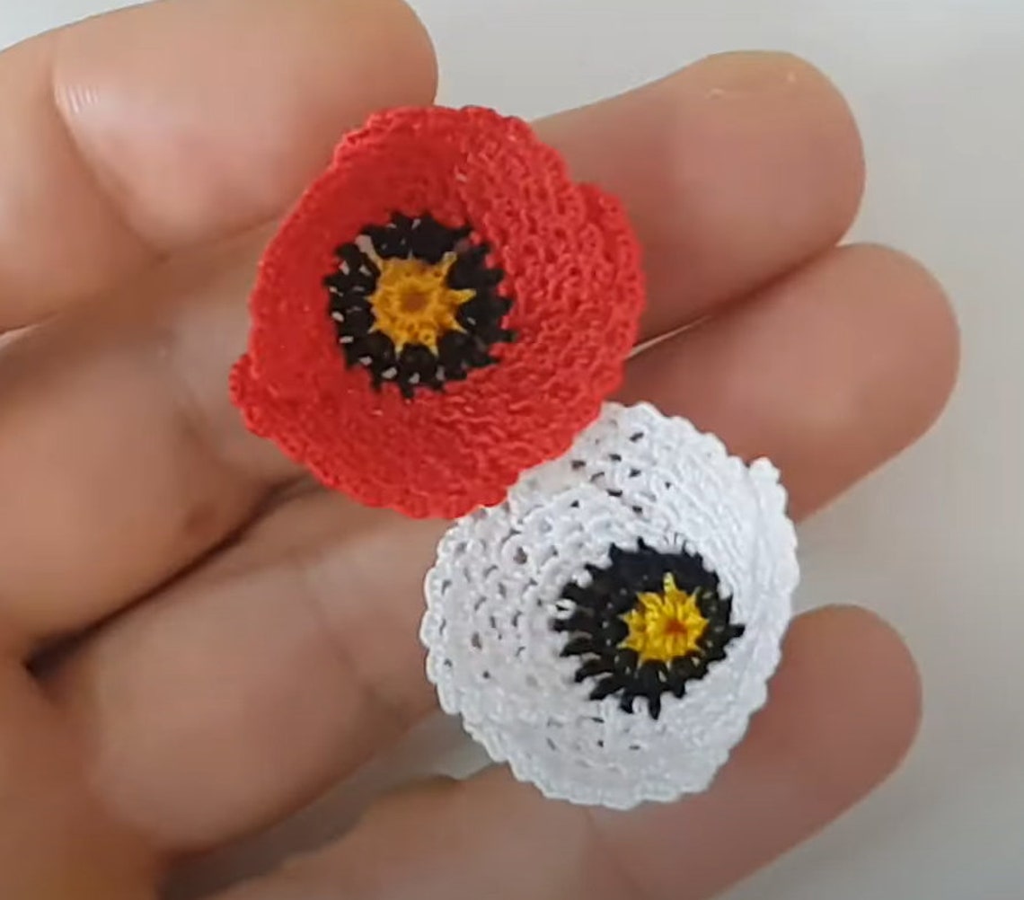 Red Crochet Poppy Flower Pattern , Wild Red Flower Lariat, Crochet ...