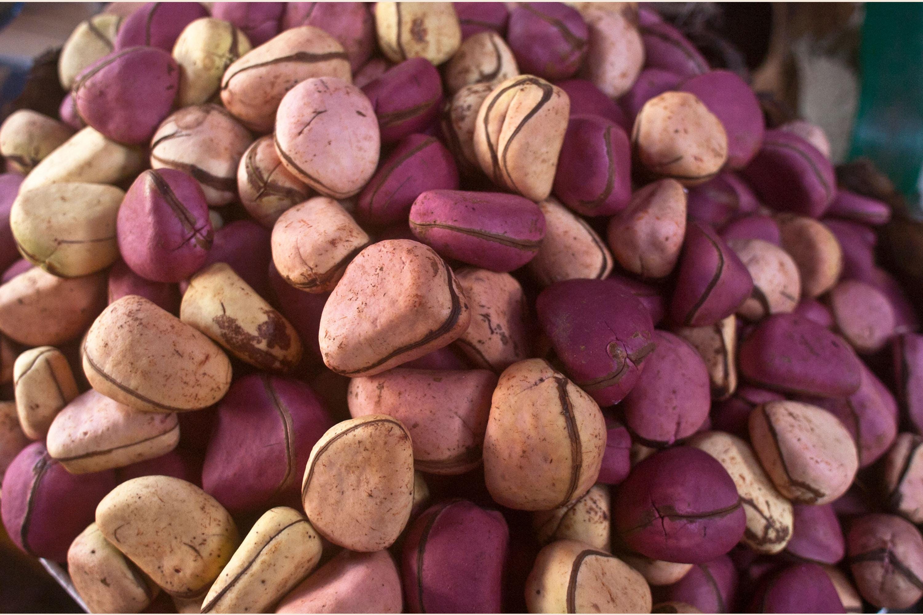 Kolanut | Obi | Fresh Kola Nut | Obi Abata - Etsy