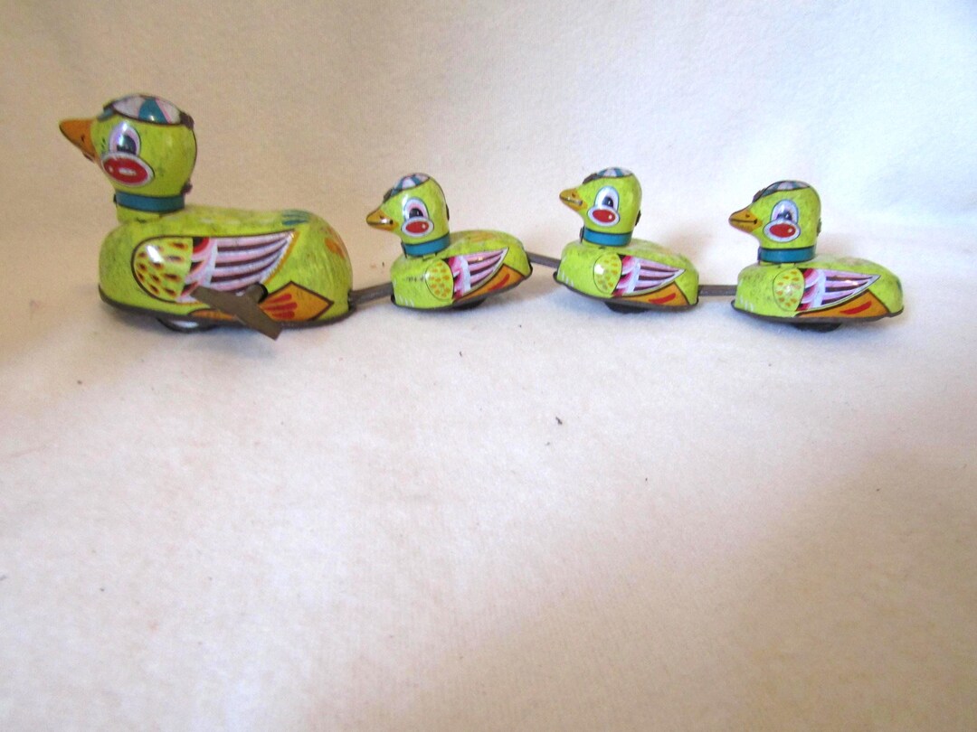 1950s Tin Ducks - Duck Family - Wind up With Key - Clockwork Toys - Etsy