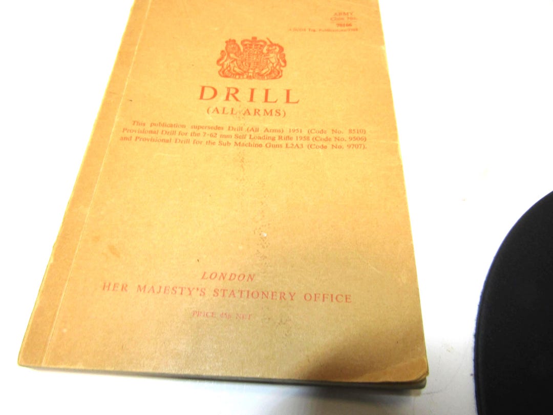 British Army Drill - 1965 - Discipline - Marching - Teamwork - Drill ...