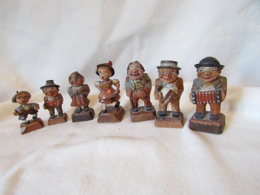 Figures - Hand Carved German Figures - Hand Crafted Wooden Figures ...