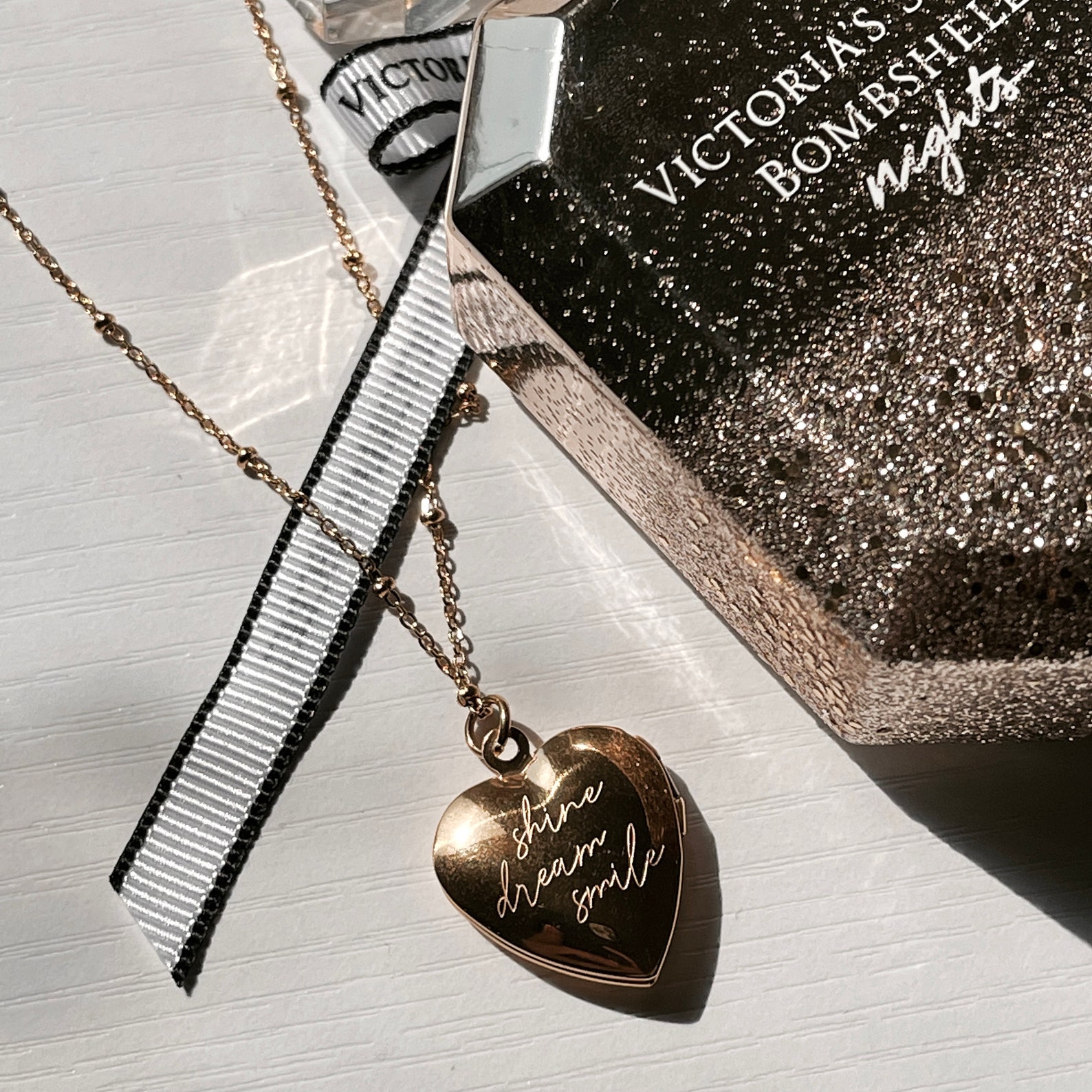 BTS Heart Locket Necklace Luxury Jewelry Photo Locket Shine, Dream ...