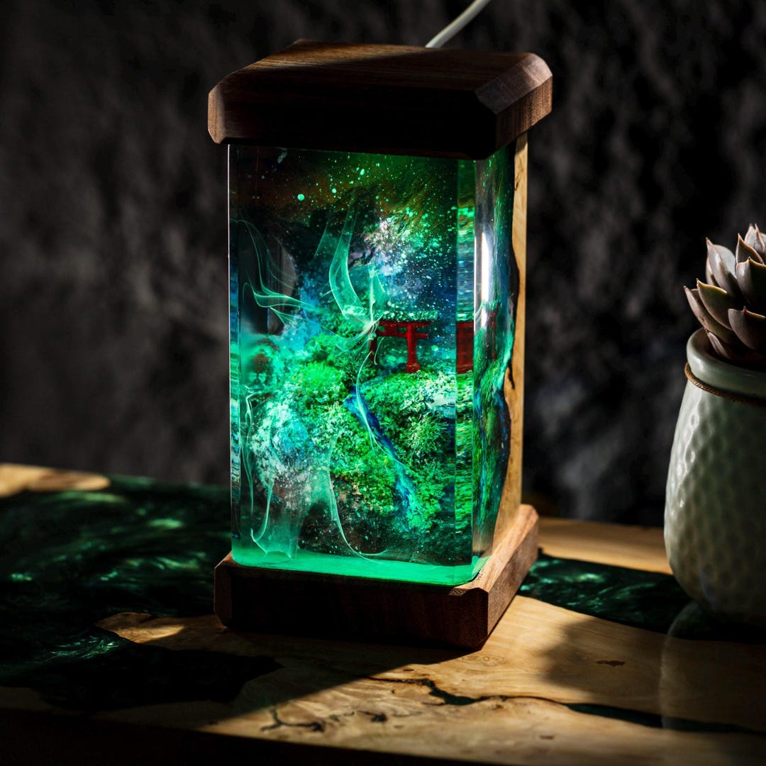 Gundam Lamp, Broken Gundam, Anime Lamp, Resin Art, Sci-fi Gift, Gaming ...