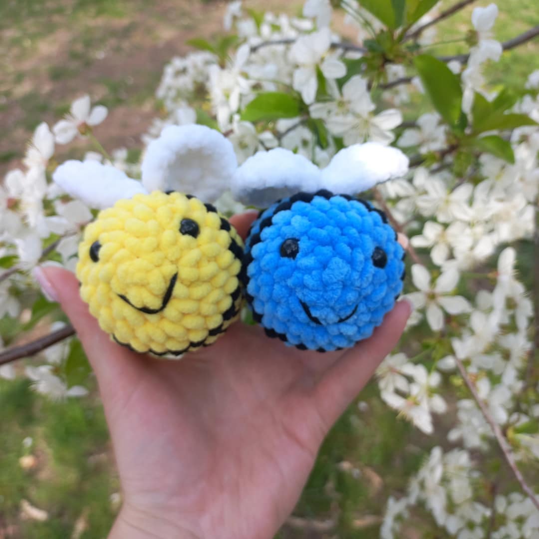 Crochet Bee Toy Bee Plushie Stress Ball Bee Sensory Toy Bumblebee Worry ...