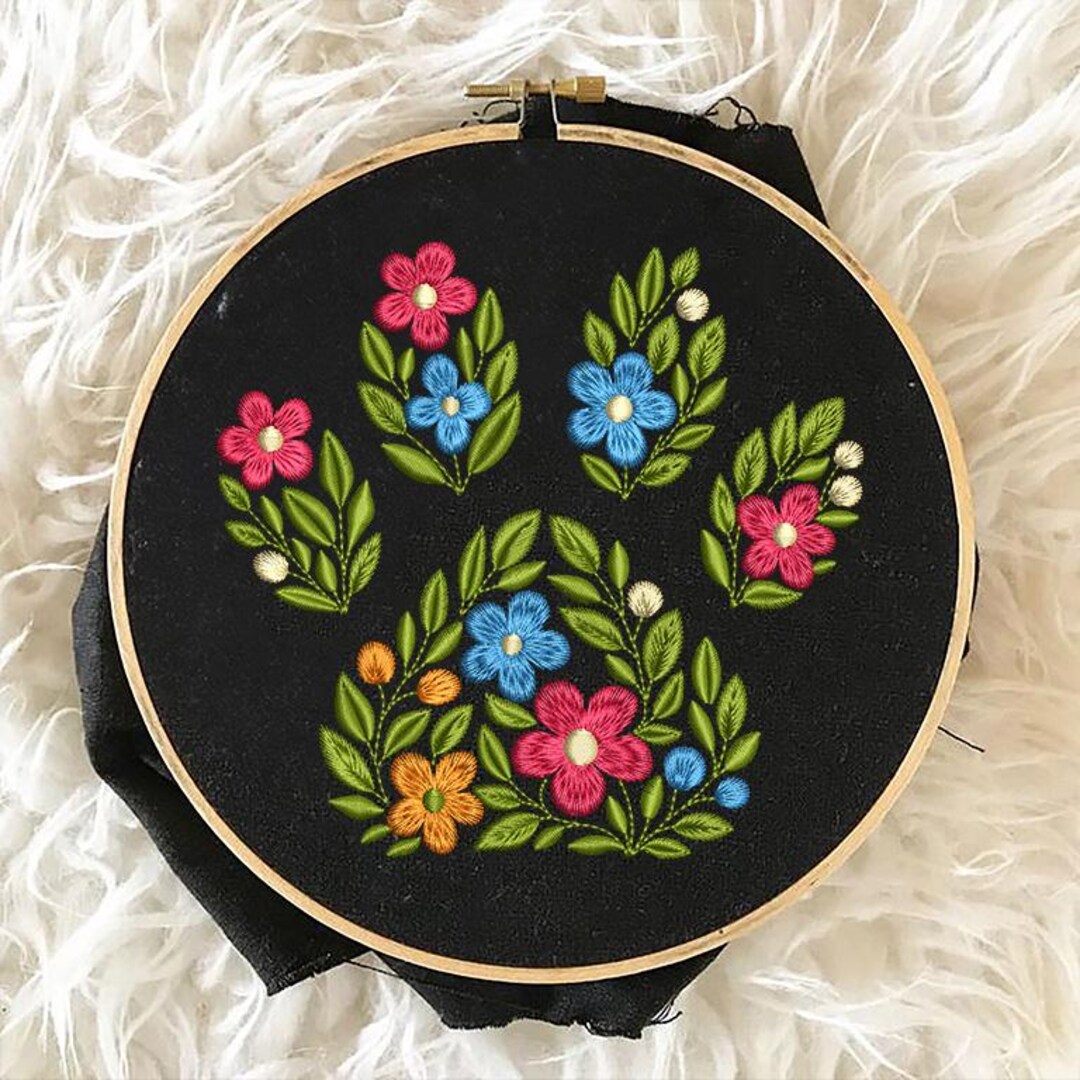 Floral Paw Print Machine Embroidery Design, Dog Paw Embroidery Design ...