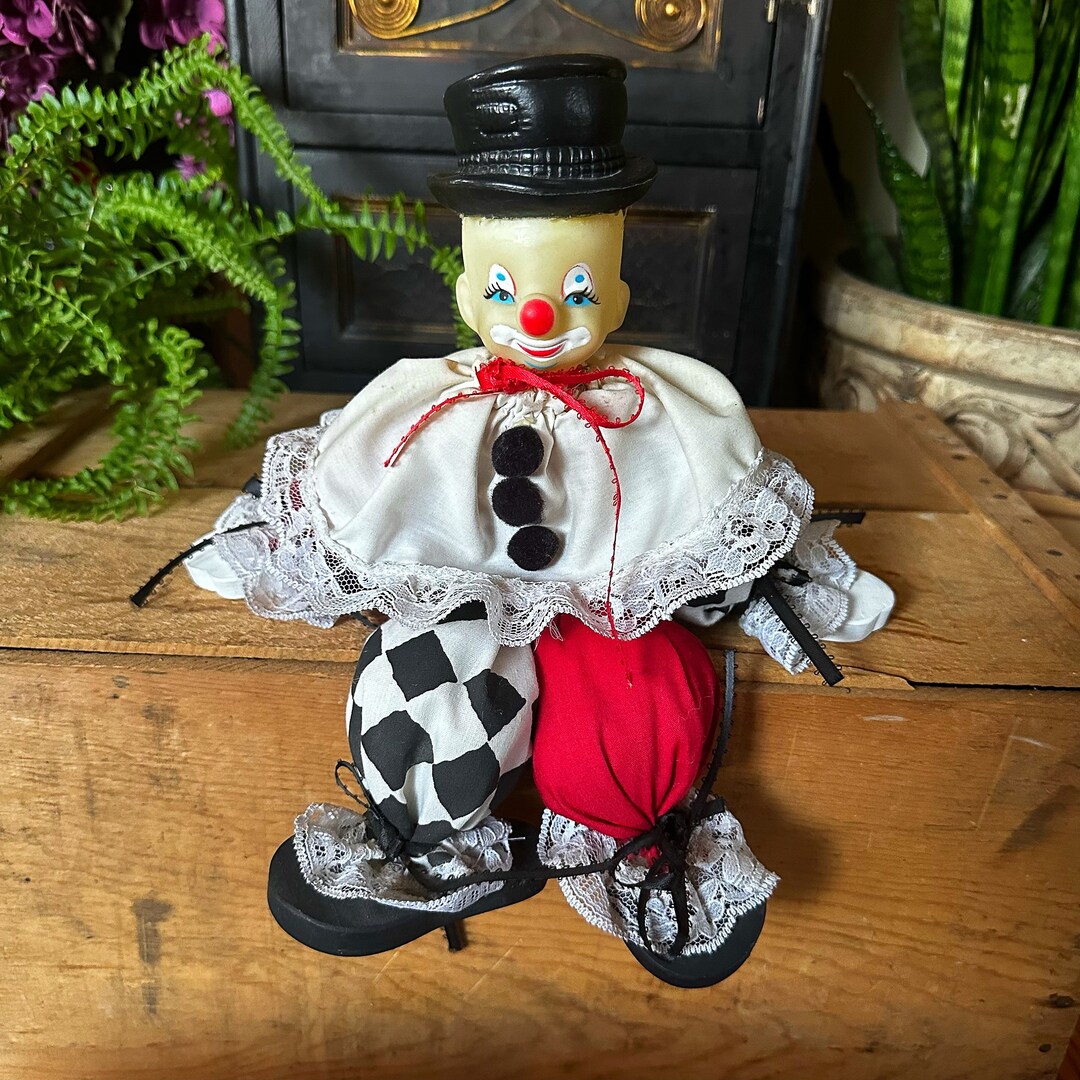 Vintage Creepy Clown Doll: Sinister Oddities Decor - Etsy