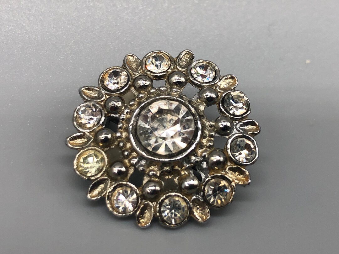 Vintage Silver Tone Flower Brooch | Vintage Silver Flower Brooch ...