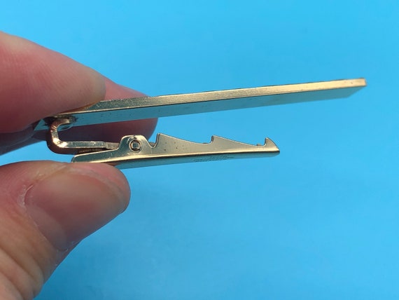 Vintage Stratton Gold Tone Textured Tie Bar | Gold To… - Gem