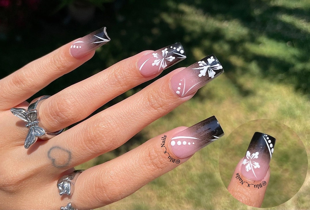 White Black Ombre Pink Base Alternative Hibiscus 90s Flower Square Gel ...