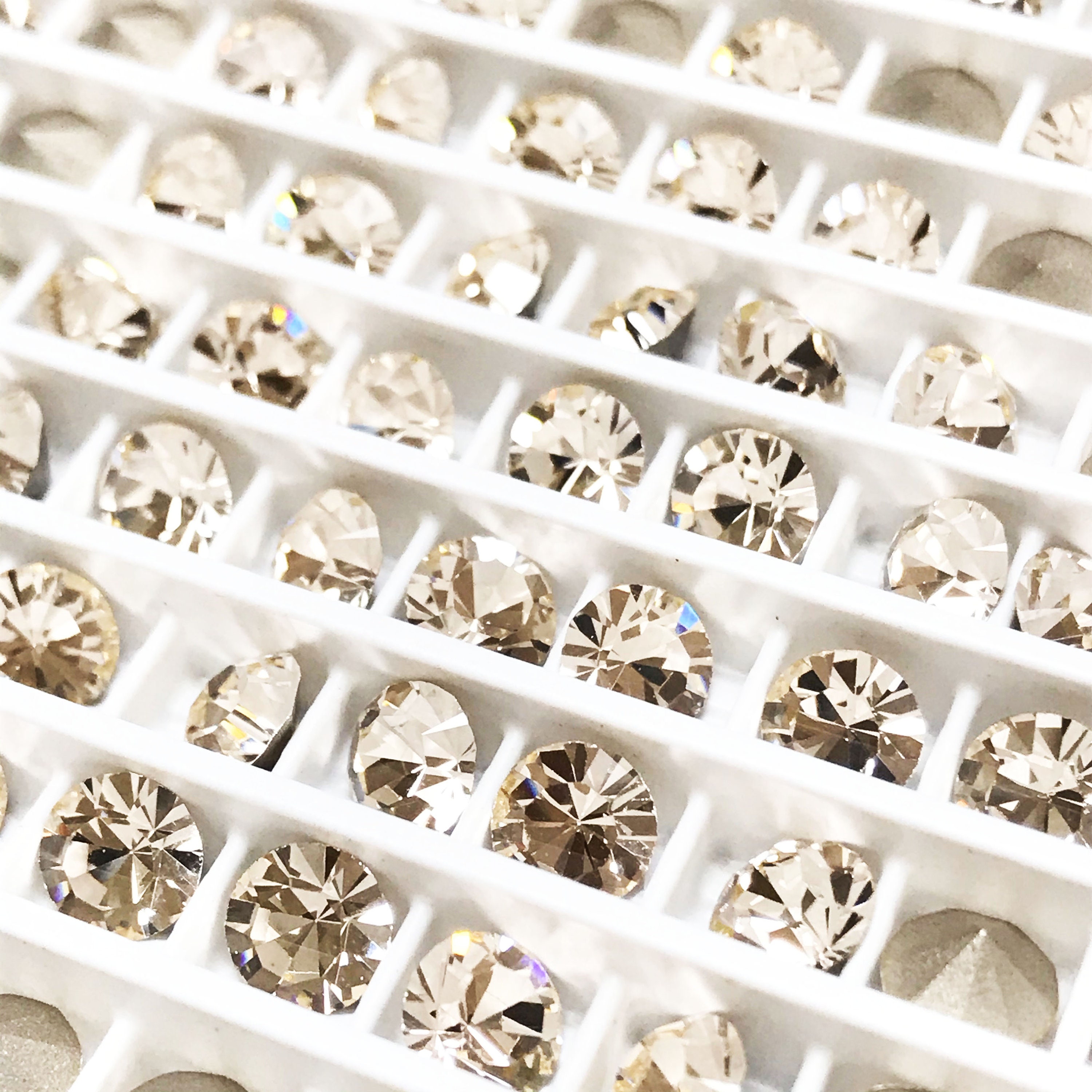 Light Gold Quartz Preciosa Crystal Chaton Stones 12 Foiled - Etsy