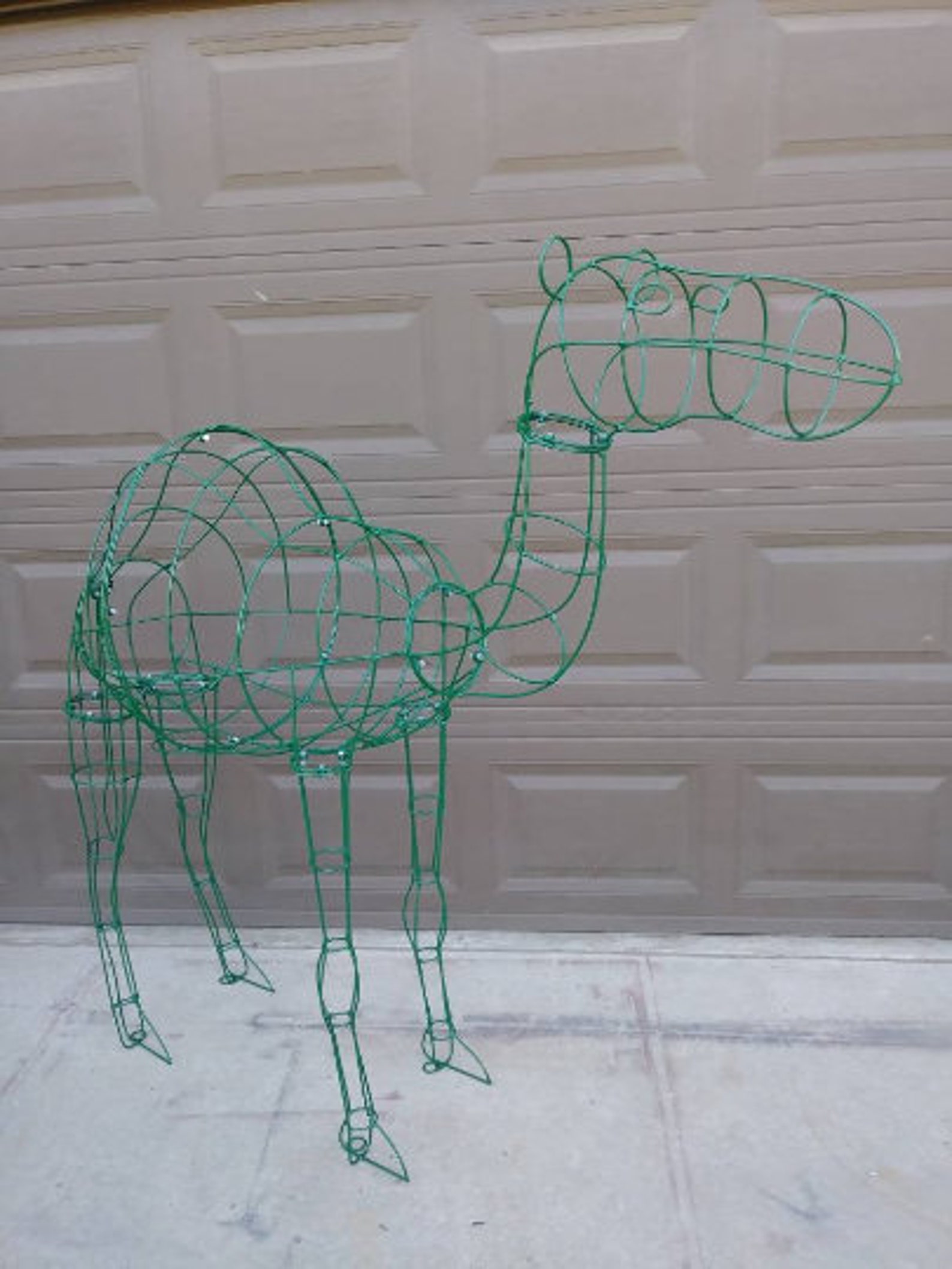 Camel Topiary Form Frames - Etsy