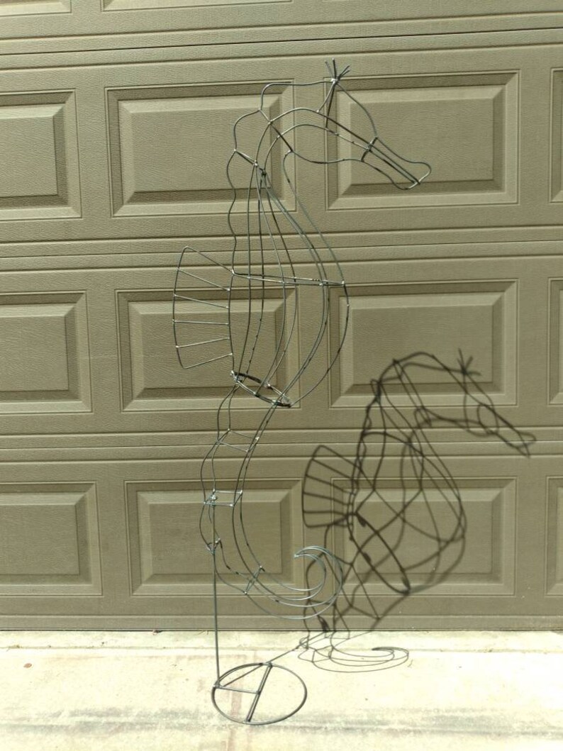 Seahorse Topiary Frame, Seahorse Yard Art, Topiary Seahorse, Custom ...