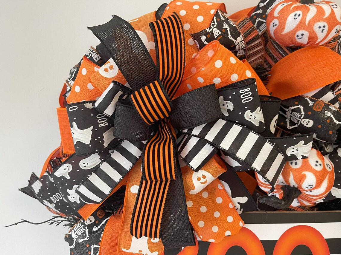 Handcrafted Halloween "boo" Wreath - Spooky and Festive Door Decor - Etsy