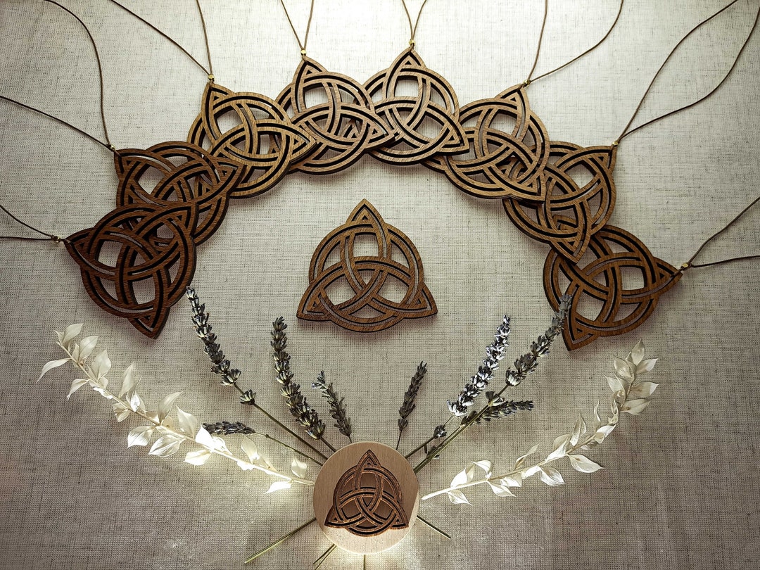 SET of 20 Celtic Knots Wooden Wall Hangings - Irish Home Decor ...