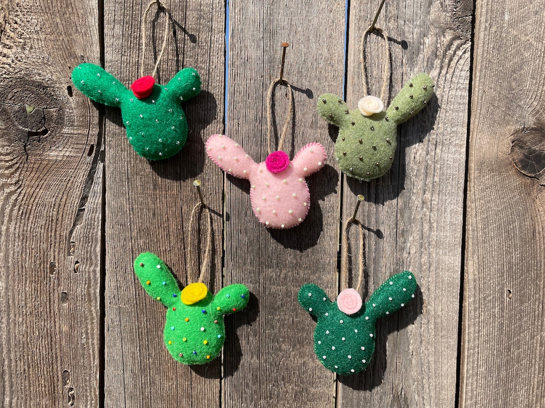 Cactus de pera espinosa con cuentas hecho a mano/ornamento de pera ...