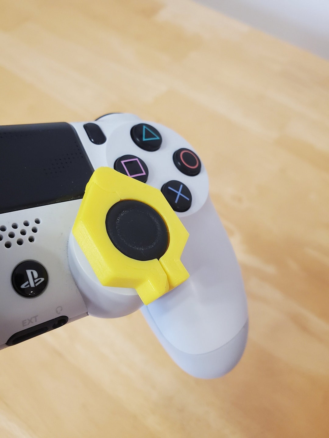 Playstation 4 - Magnetic Joystick Guards - Stabilizers - Locks - High ...