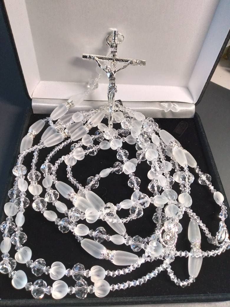 Wedding Lasso Wedding Lasso, Crystal Donut and Matte Crystal Wedding ...