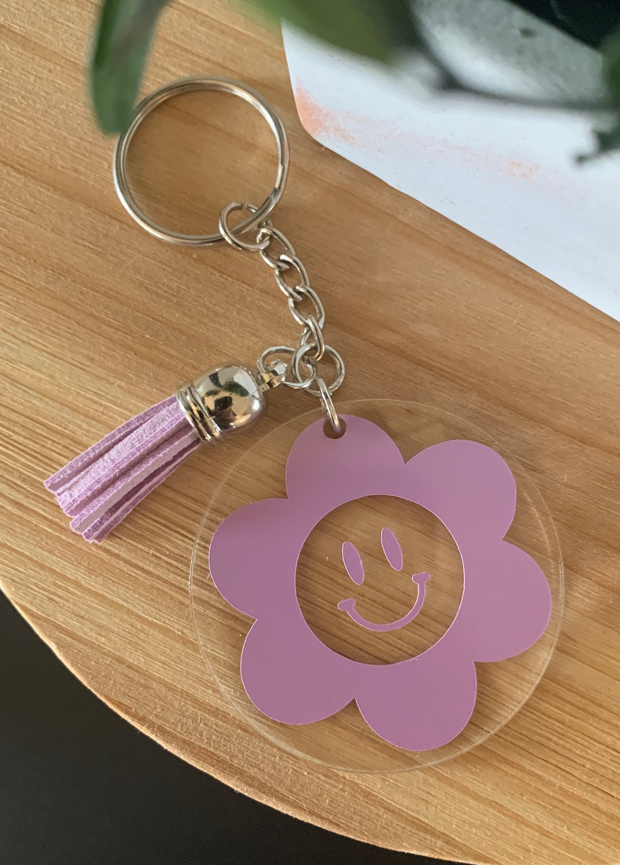 Groovy Flower Keychain/ Flower Keychain/ Keychain/ Retro - Etsy