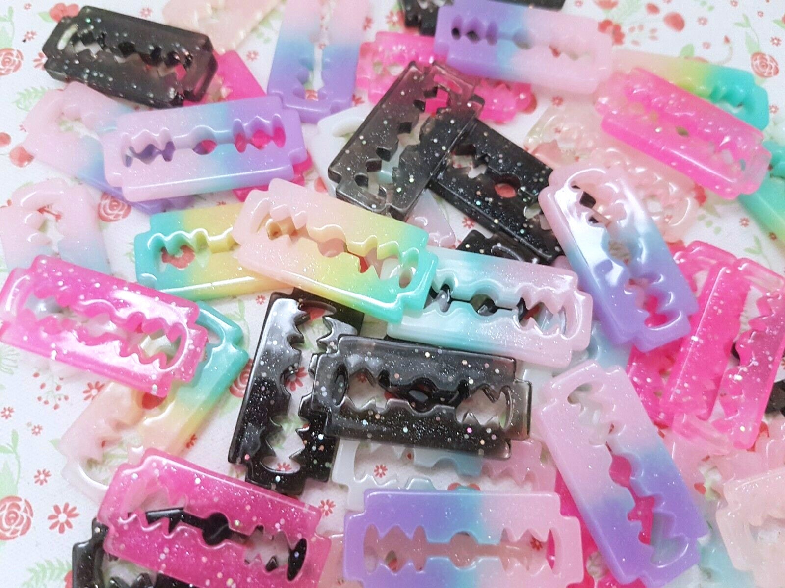 3/6/10 Assorted Lovely Pastel Kawaii Glitter Razor Cabochons - Etsy
