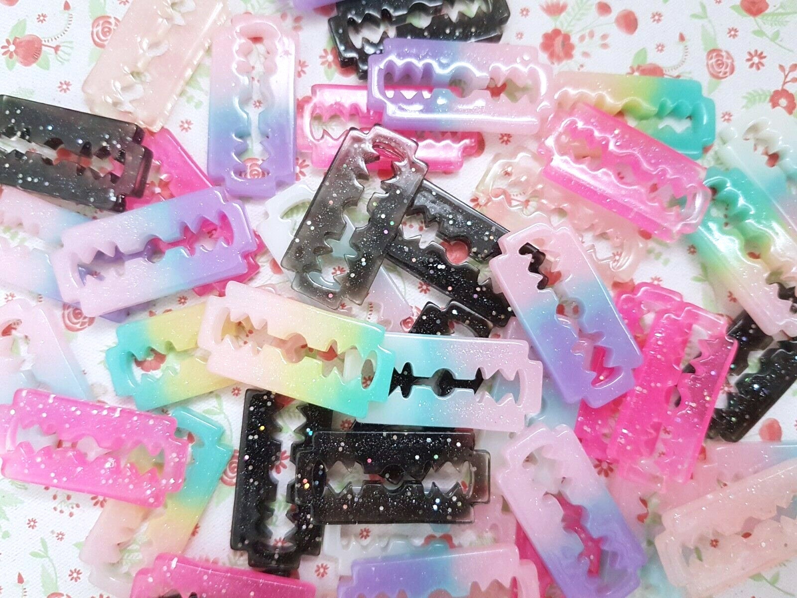 3/6/10 Assorted Lovely Pastel Kawaii Glitter Razor Cabochons - Etsy