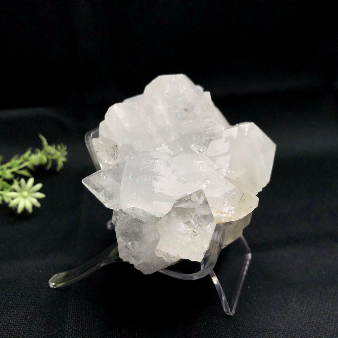 Clear White Apophyllite Cluster Mineral Specimen,unique Raw Apophyllite ...