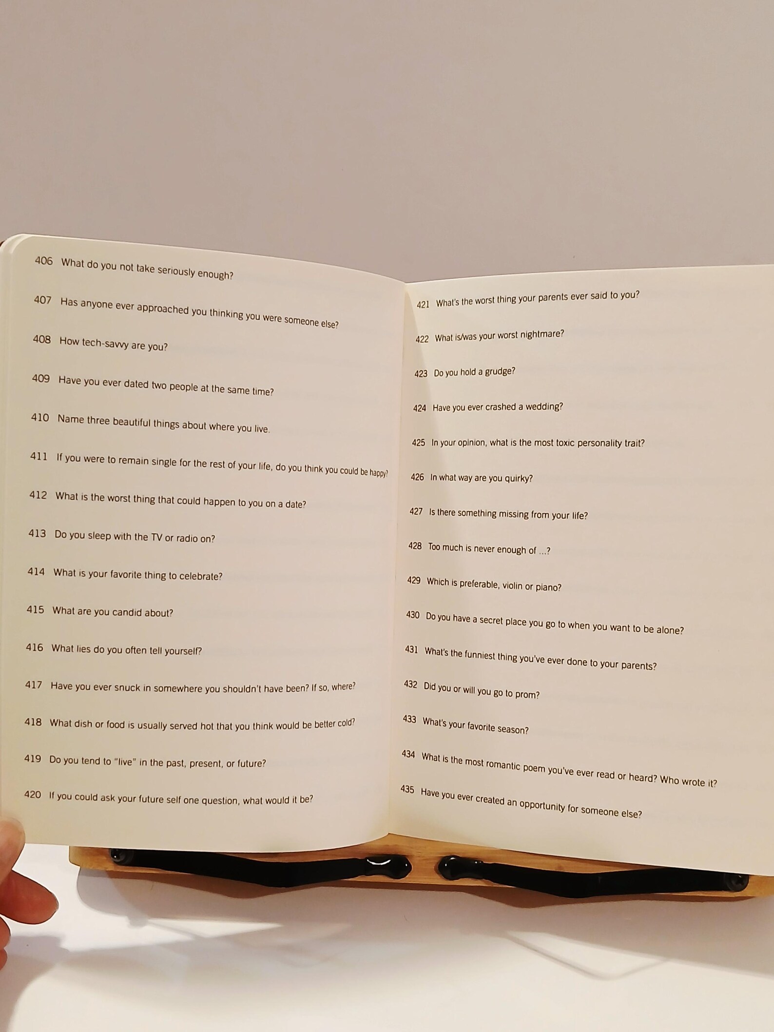 3000 Questions About Me Guided Journal Self Discovery Reflection ...