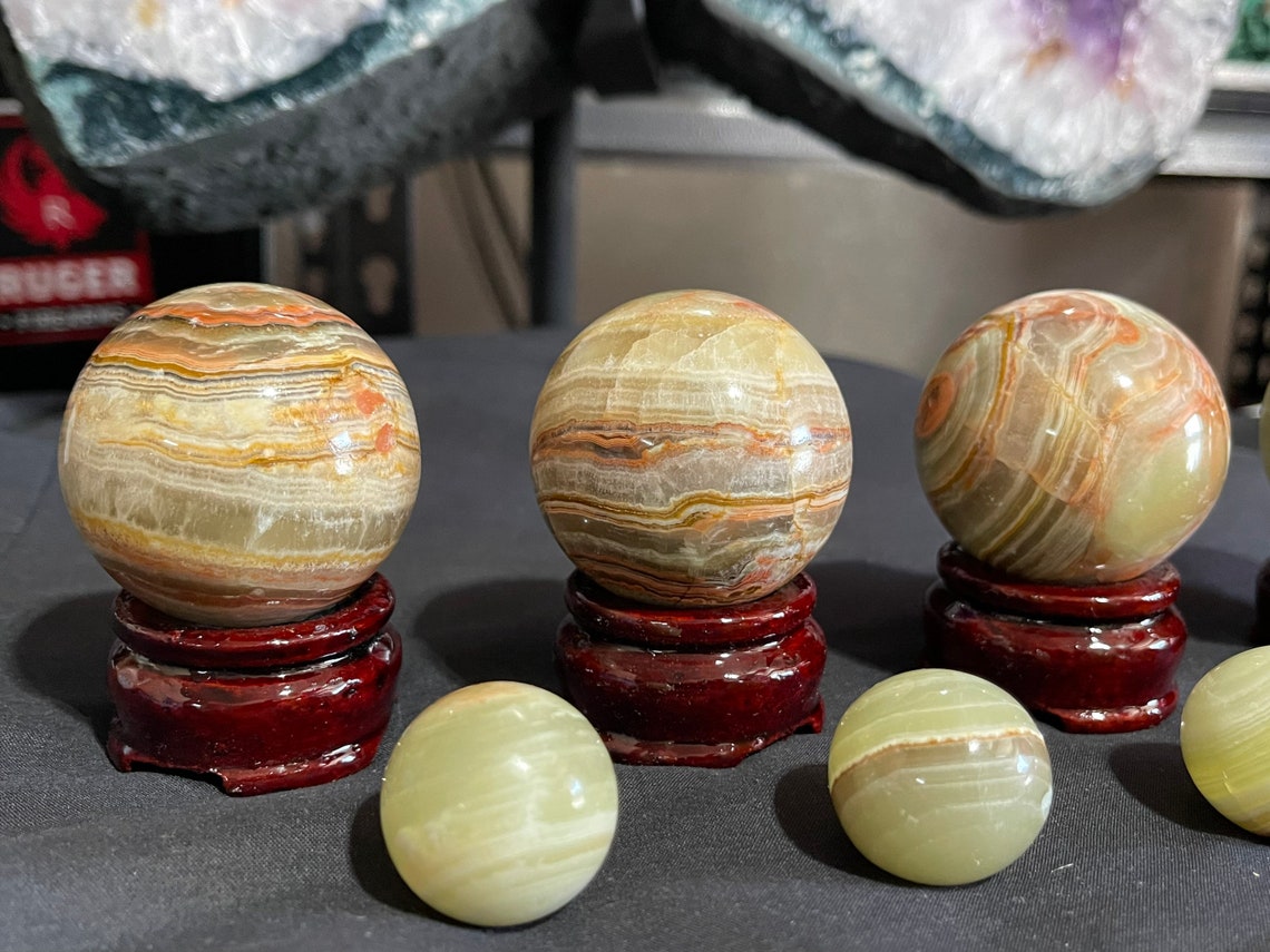 Beautiful Banded Onyx Spheres - Etsy