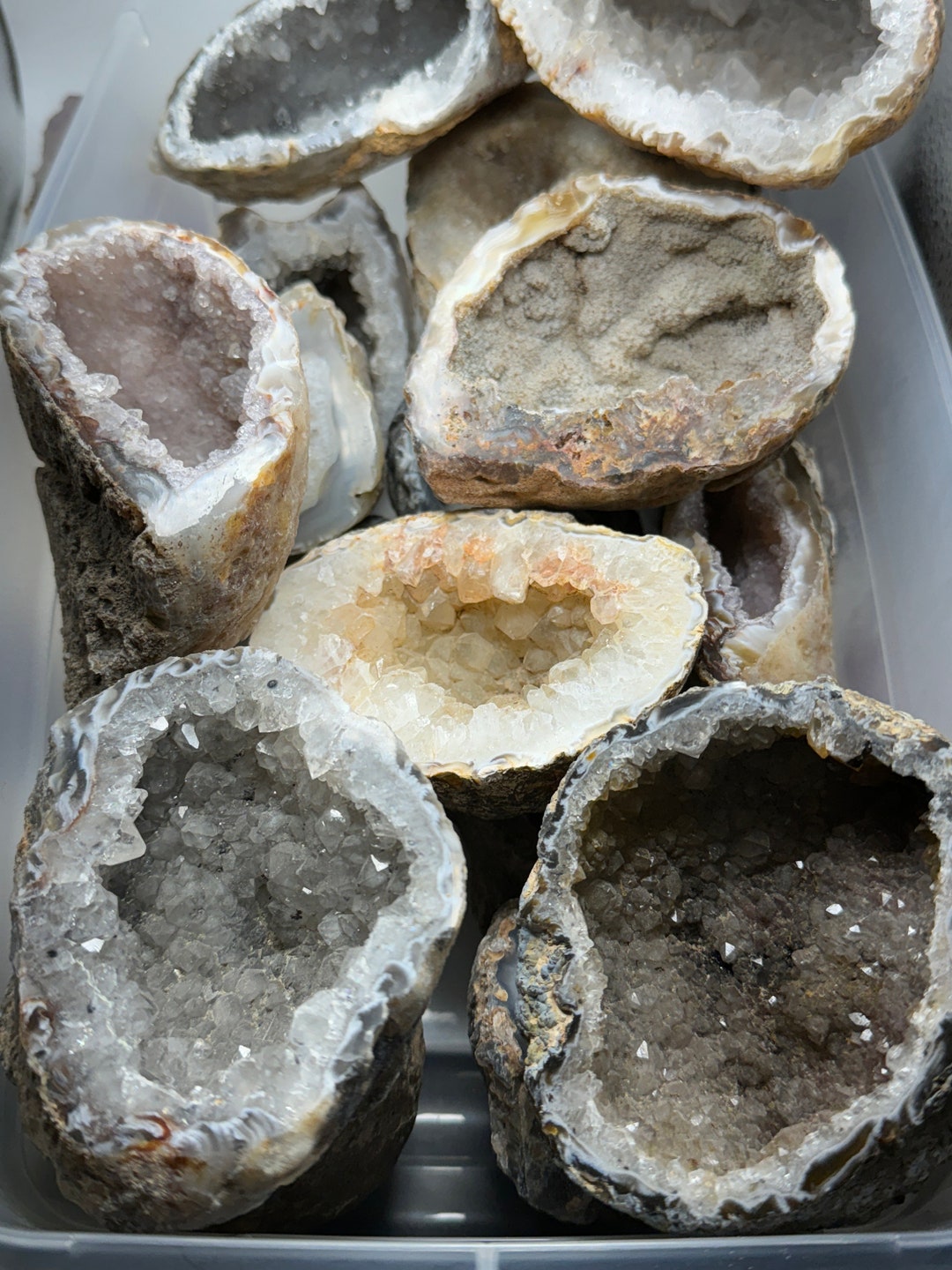 Tabasco Geodes Many Unique Pieces (small, Medium, Large Halves Polished ...