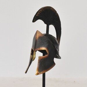 Leonida's Helmet Spartan King Battle of Thermopylae 300 Stayed Back to ...