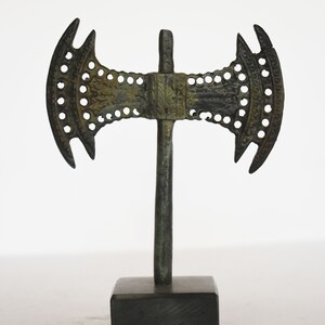 Labrys or Double Axe - Marble Base - Minoan Art, Knossos Palace ...